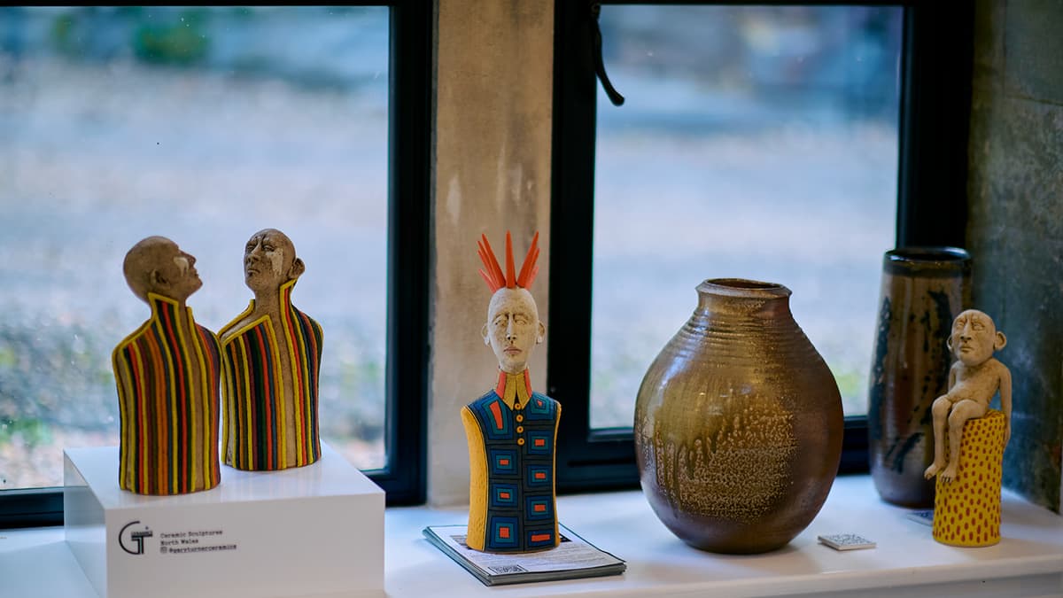 Bala's Palé Hall gets ready to launch new art exhibition | cambrian ...