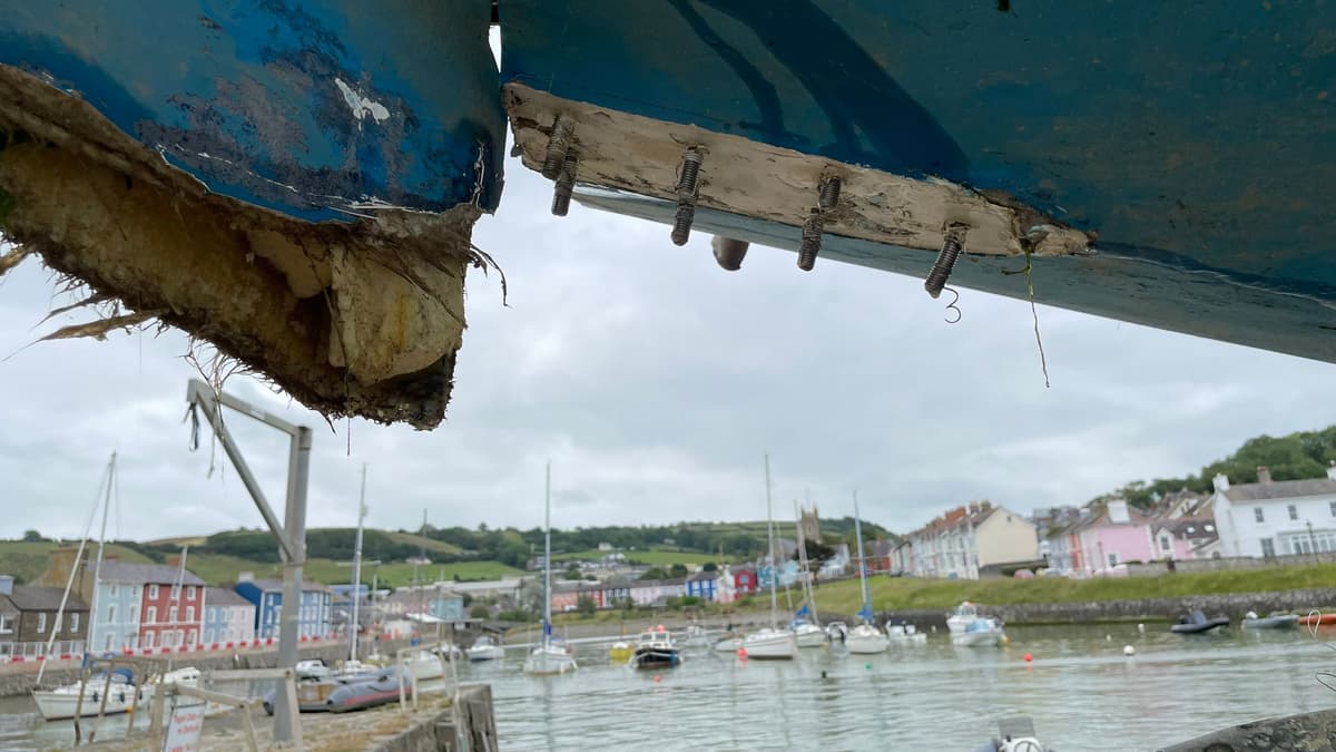 Sailor speaks out after boat wrecked during Aberaeron harbour works ...