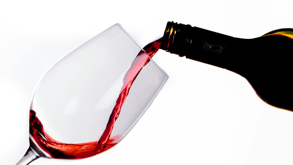Powys residents more likely to be ID'd for alcohol deliveries at home ...