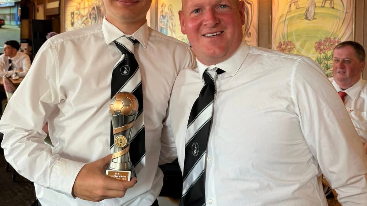 Barmouth defender Efan Anwyl heading to the USA | cambrian-news.co.uk